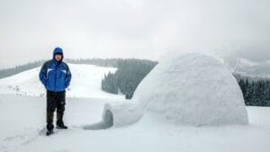 The Science of How Igloos Keep You Warm