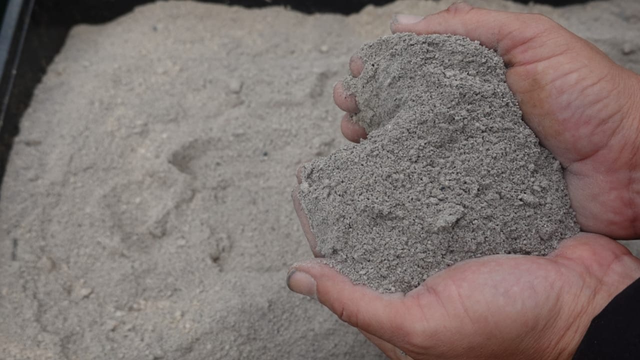 25 Useful Ways to Put Wood Ash to Work