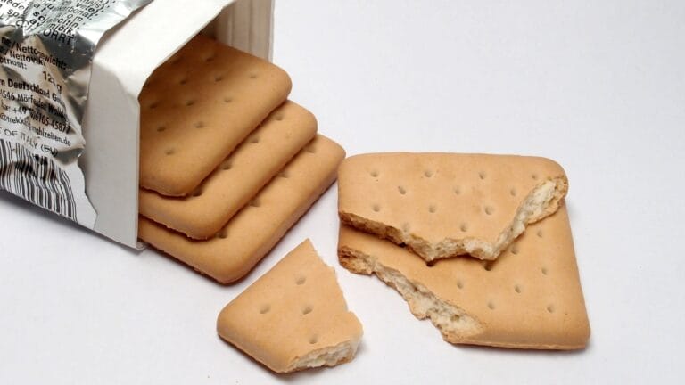 18 Foods to Stock in a Survival Pantry for 20+ Years
