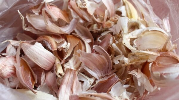 Improve Your Skin Naturally by Adding Garlic to Your Skincare Routine