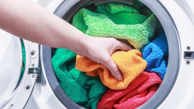 13 Clever Ways to Dry Clothes Indoors Without a Dryer
