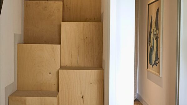 Witches' Stairs: A Centuries-Old Solution for Small Spaces