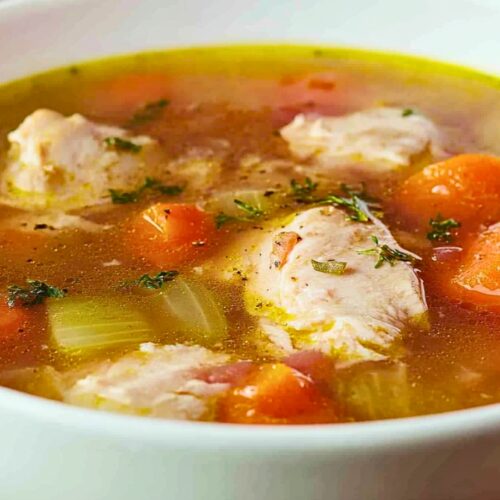 Easy Chicken & Vegetable Soup One-Pot Recipe for Cozy Nights