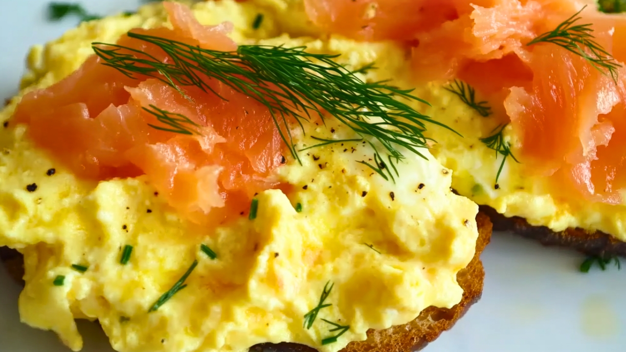 Easy DASH Diet Scramble With Smoked Salmon