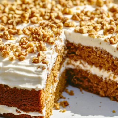 Cream Spice Cake: A 1900s Dessert You’ll Love